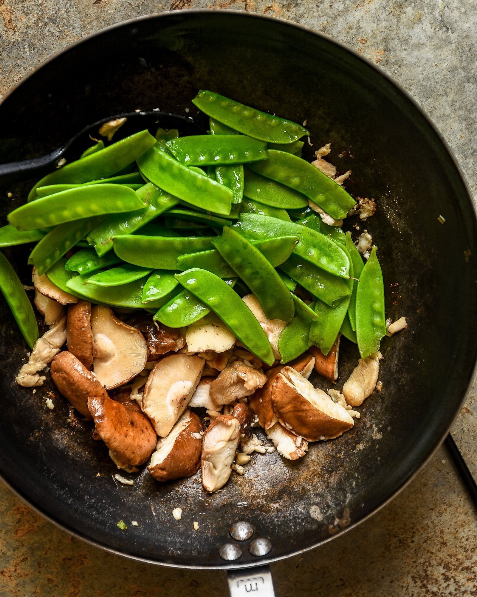 Samurai Bowl with Chicken Snow Peas & Shiitake | Nourish Deliciously