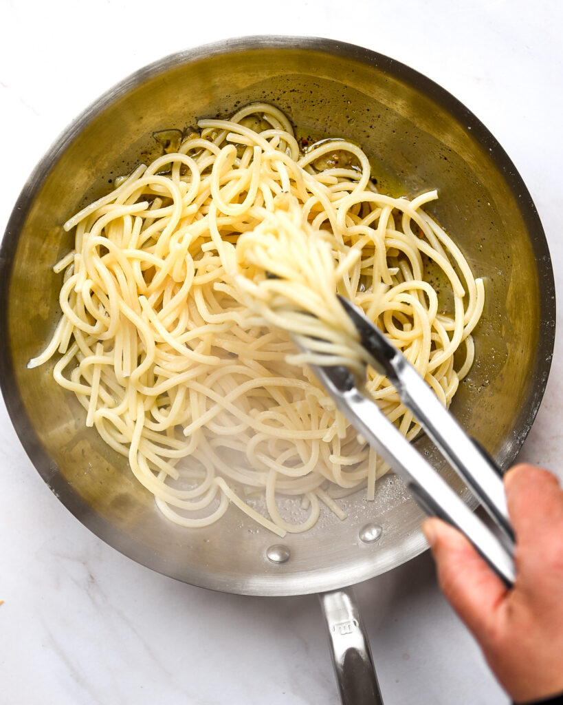 Cacio e Pepe with Arugula and Lemon | Nourish Deliciously