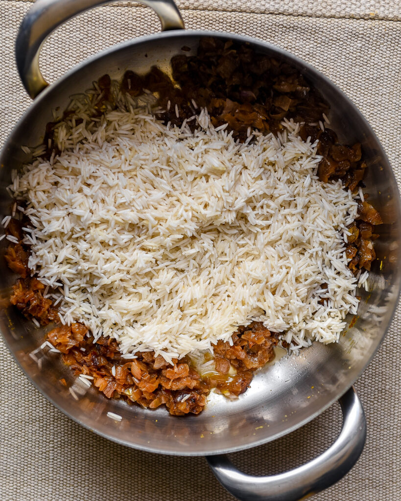 Lentils & Rice Pilaf with Caramelized Onions (Mujadara) | Nourish ...